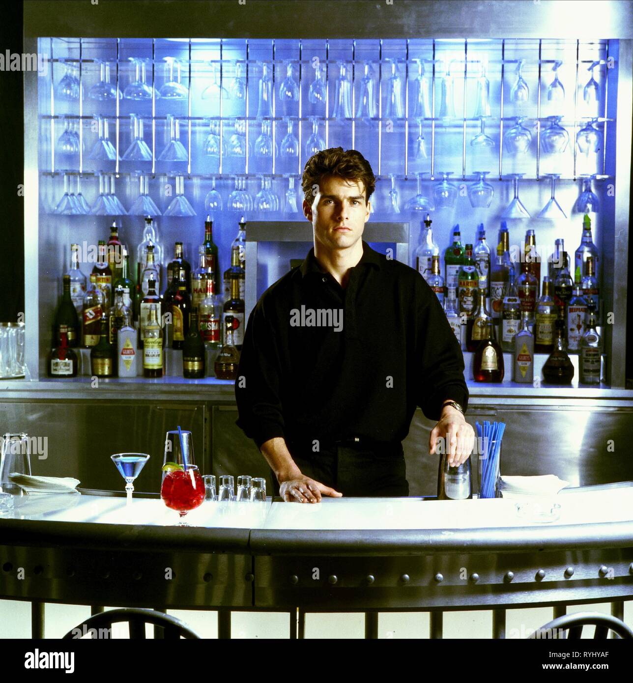 Tom cruise cocktail 1988 immagini e fotografie stock ad alta ...