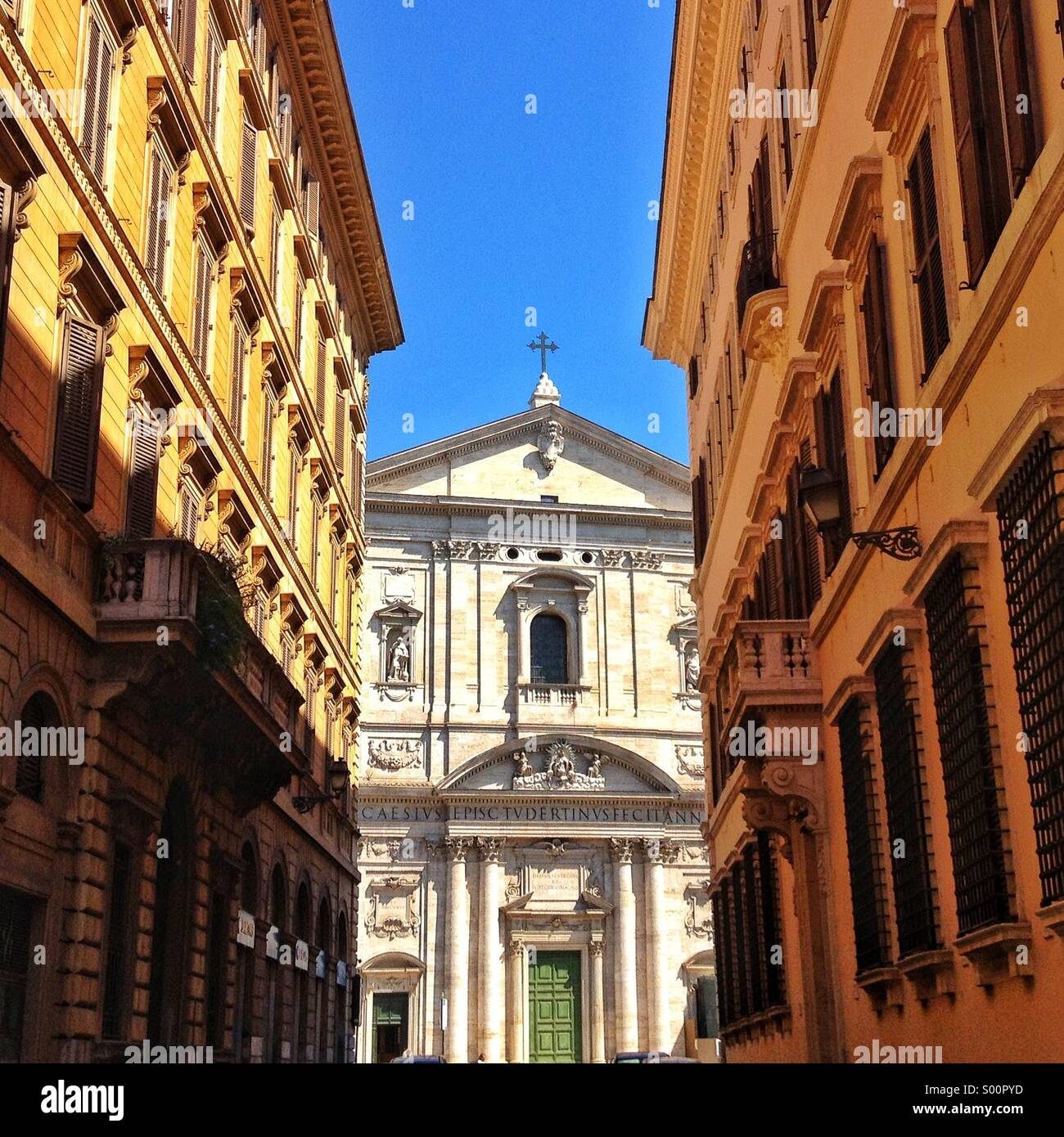 Edifici storici di roma immagini e fotografie stock ad alta risoluzione ...