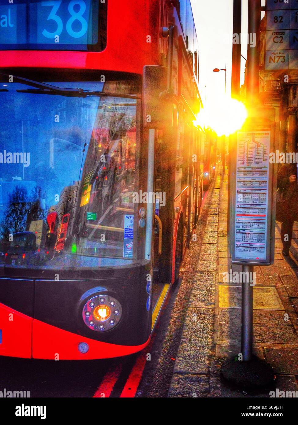 Number 38 bus immagini e fotografie stock ad alta risoluzione - Alamy