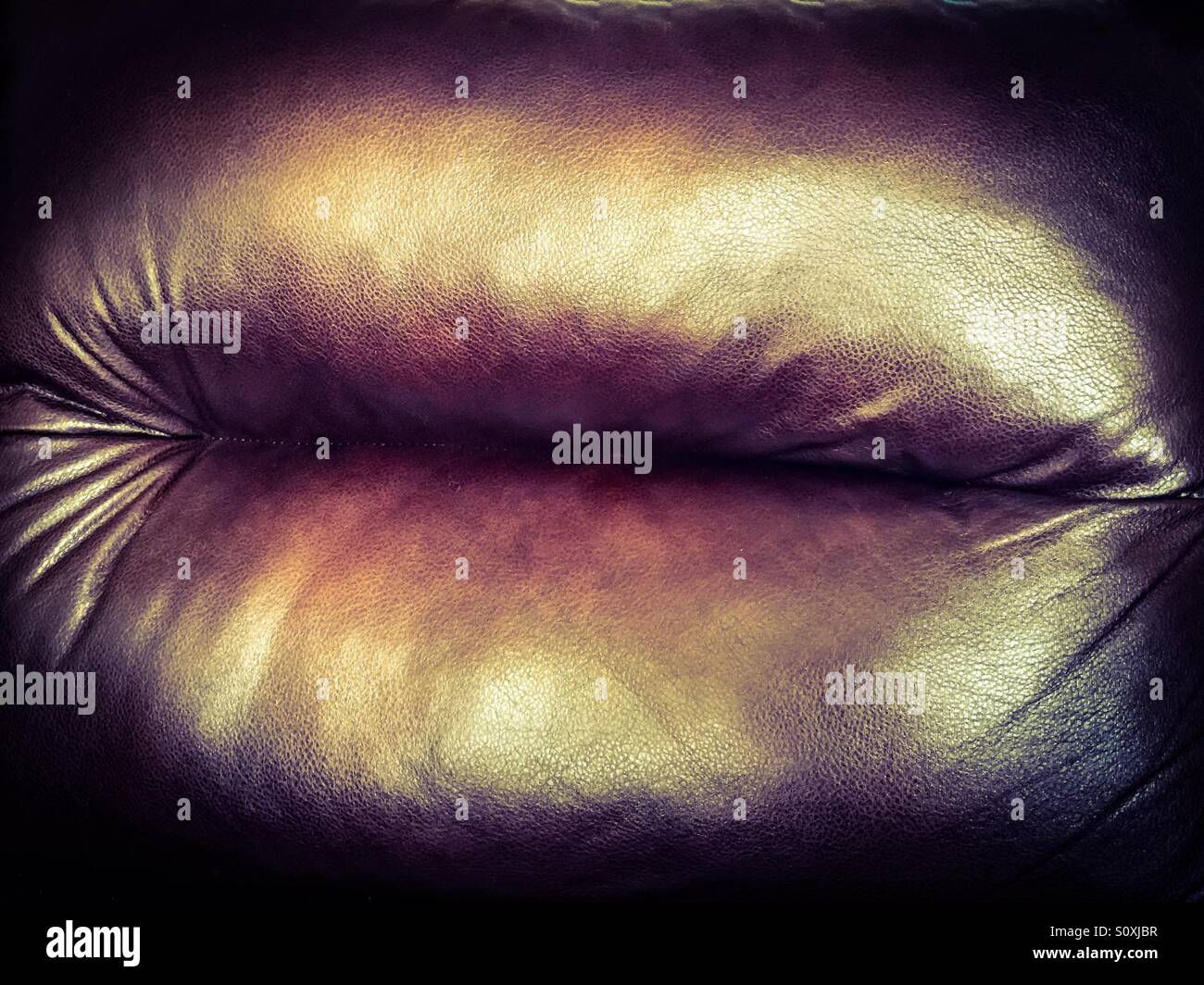 Labbra imbronciate immagini e fotografie stock ad alta risoluzione - Alamy