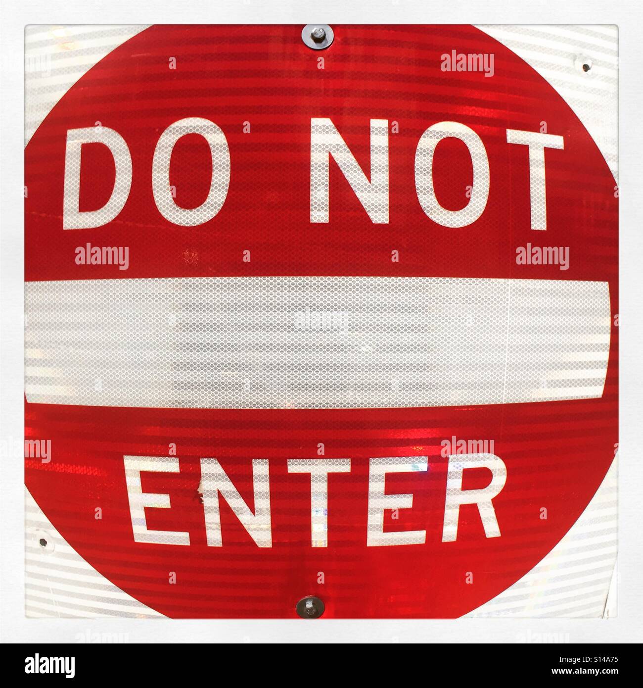 Cerchio rosso per la segnaletica immagini e fotografie stock ad alta ...