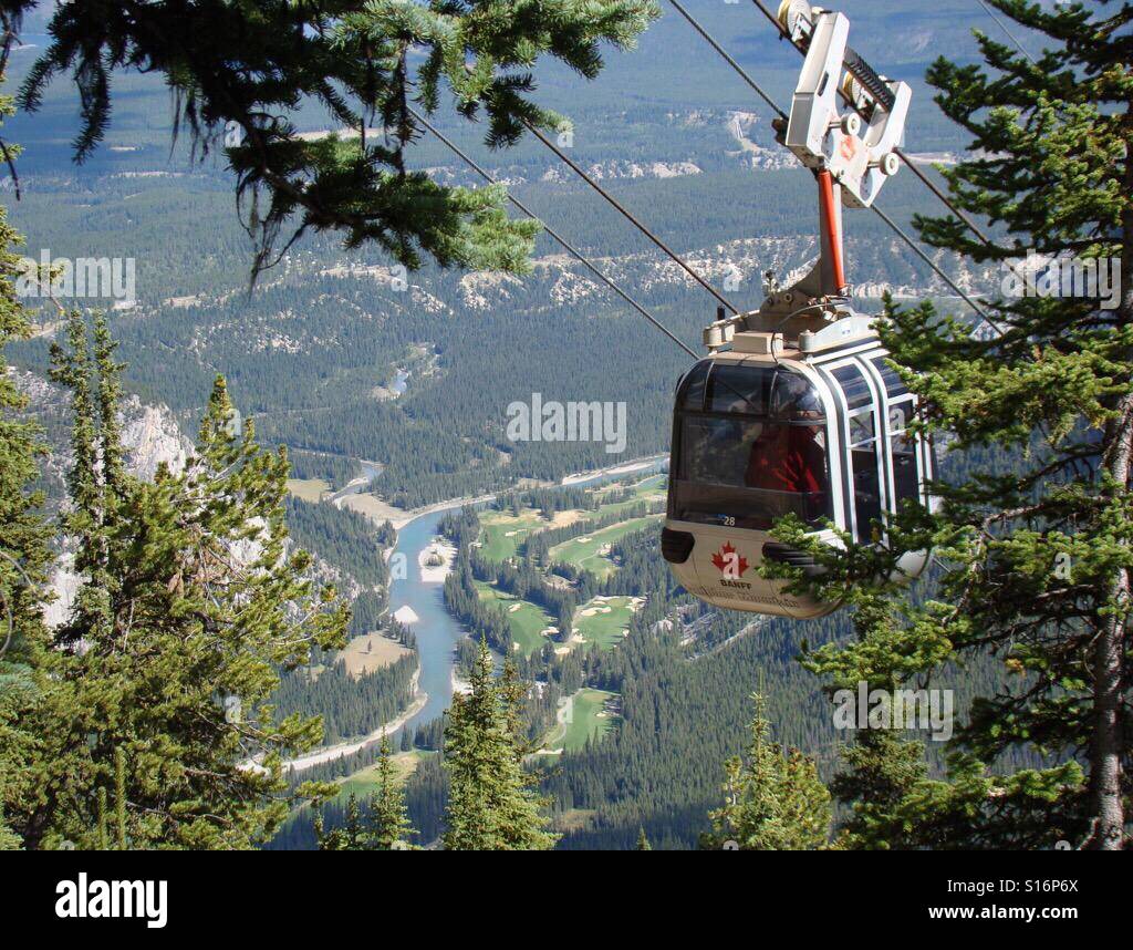 Funivia montagna immagini e fotografie stock ad alta risoluzione - Alamy