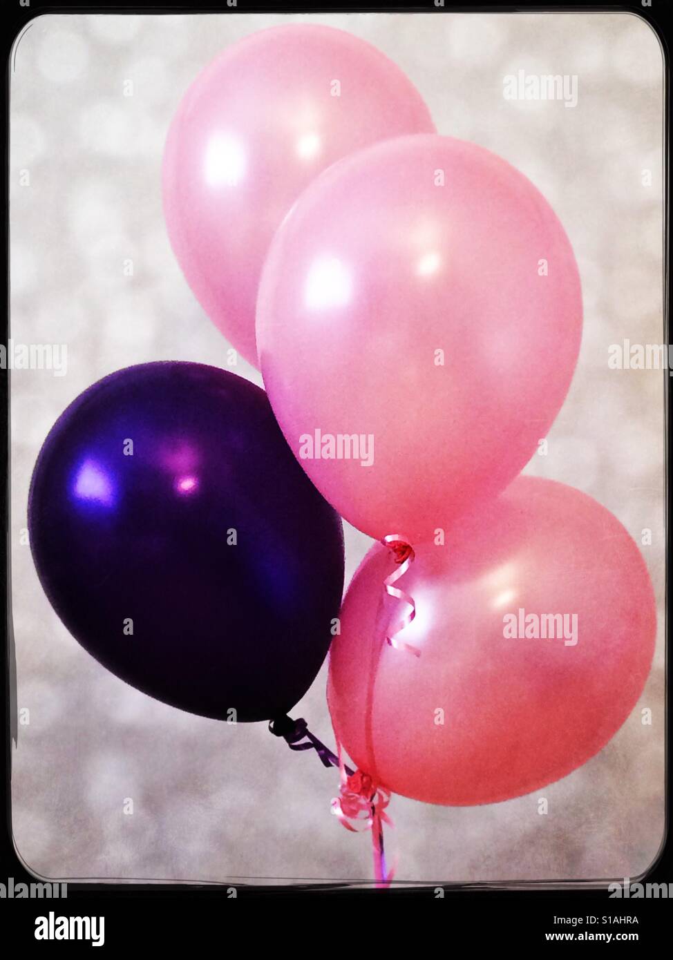 Palloncini ad elio immagini e fotografie stock ad alta risoluzione - Alamy