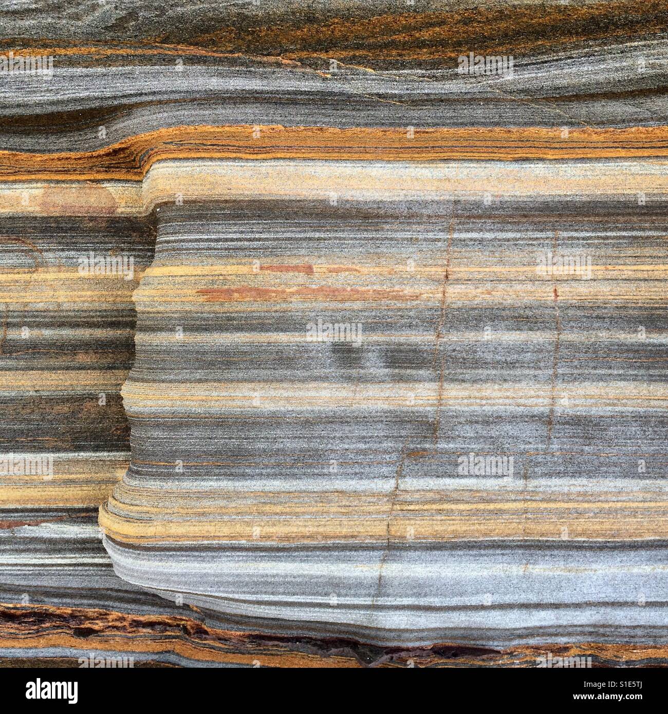 Sedimentary rock layers immagini e fotografie stock ad alta risoluzione ...