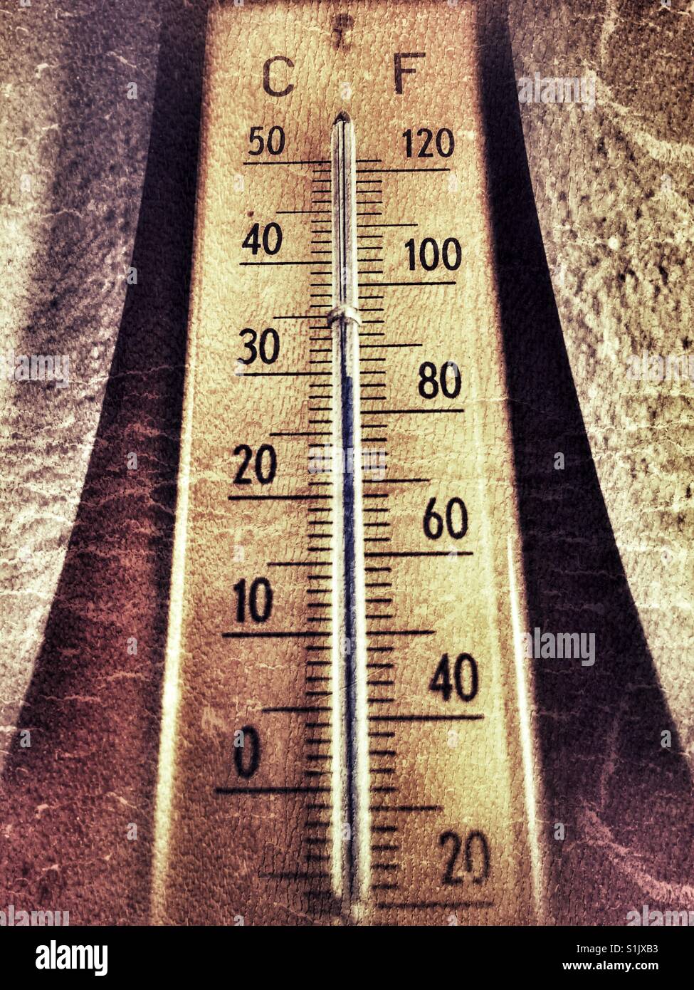 Escala de grados celsius immagini e fotografie stock ad alta ...