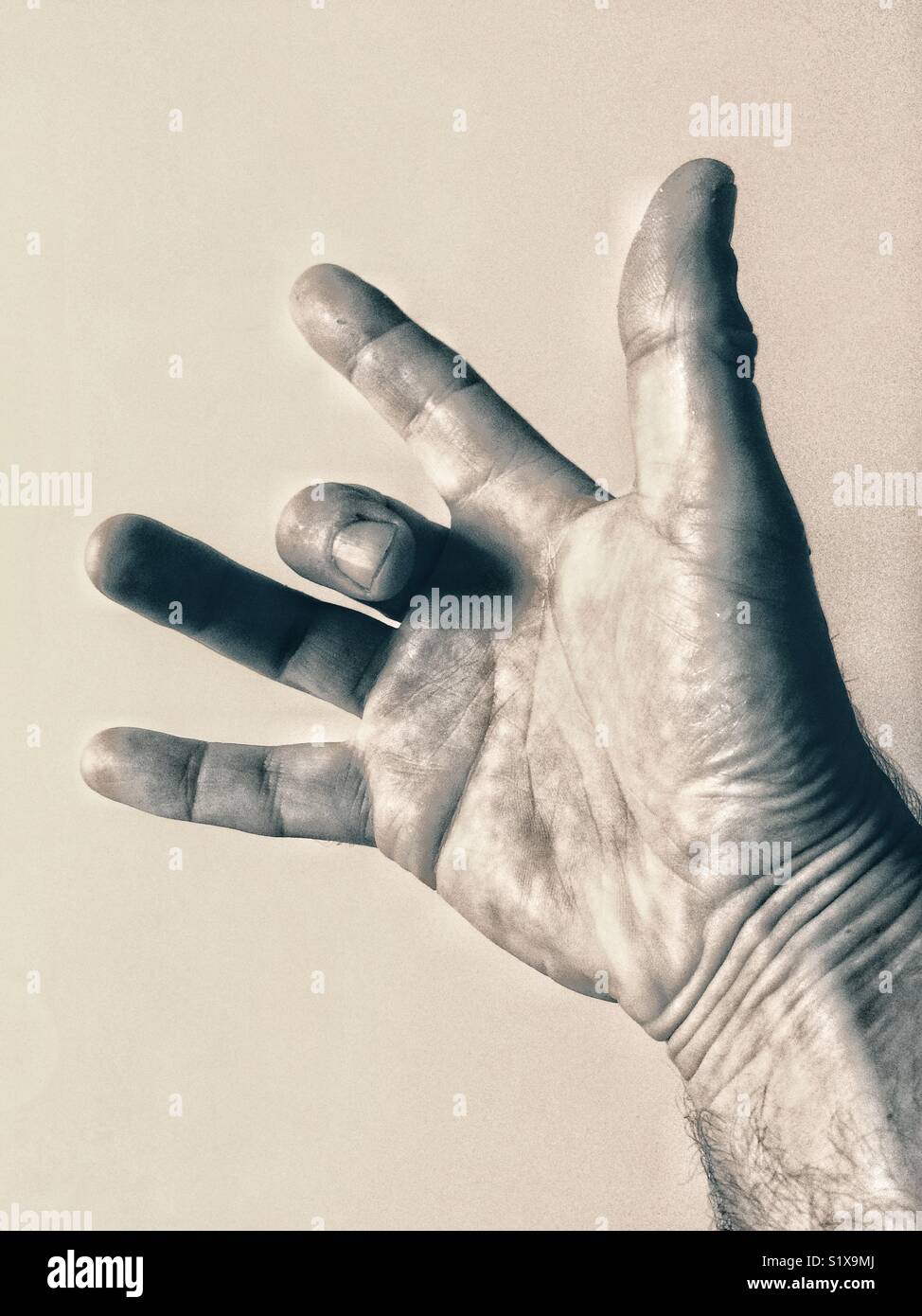 Dito a scatto immagini e fotografie stock ad alta risoluzione - Alamy