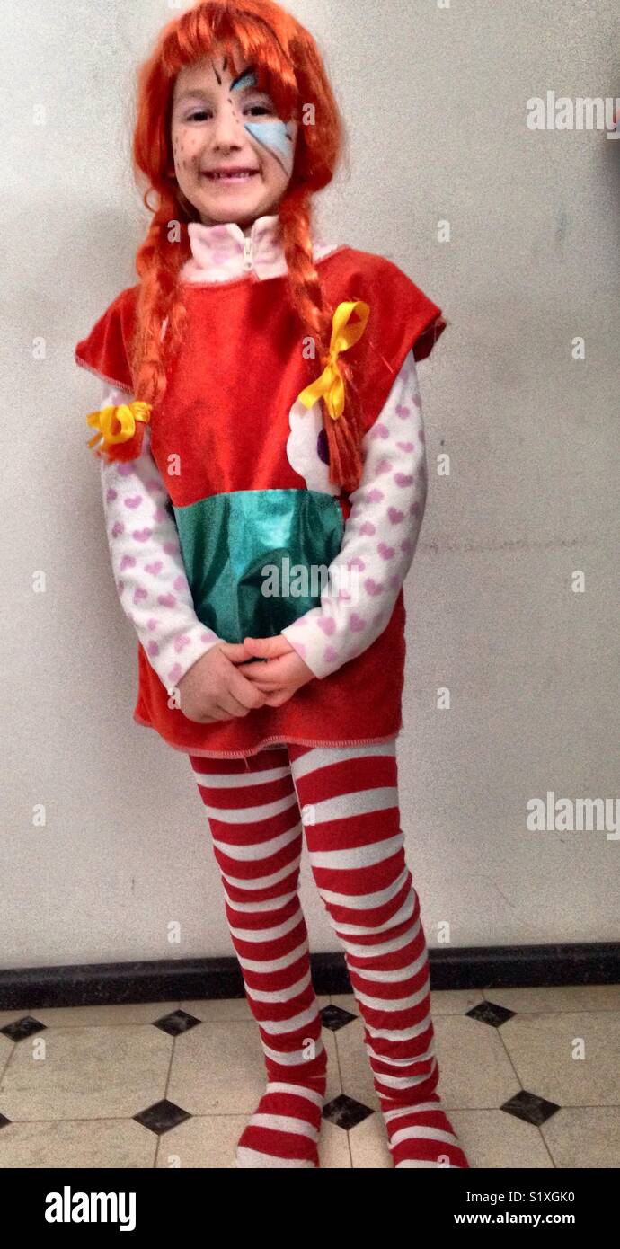 Pippi pippi calzelunghe immagini e fotografie stock ad alta risoluzione ...