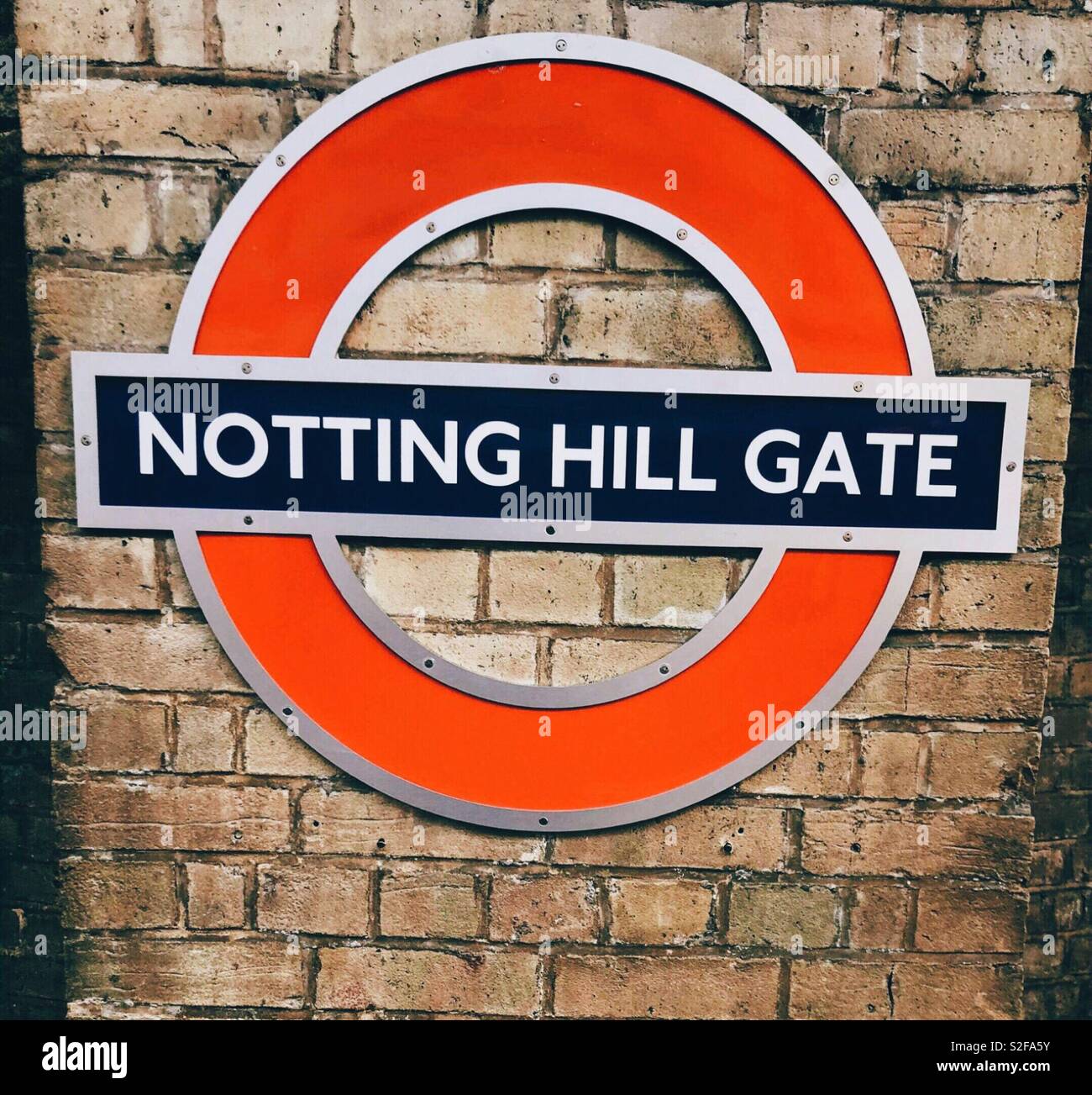 London underground notting hill gate sign immagini e fotografie stock ...