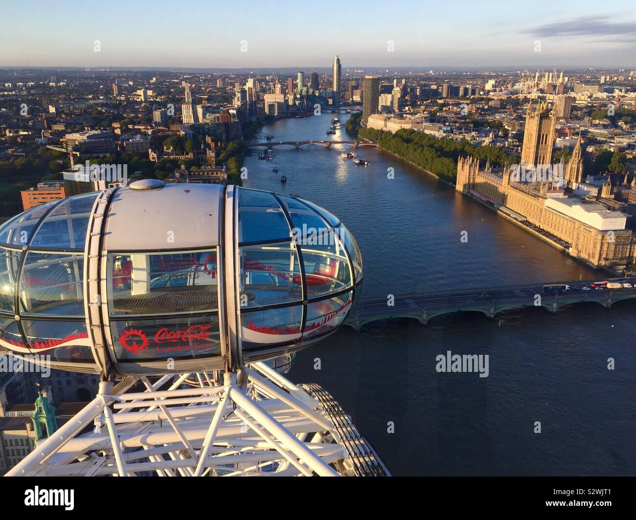 Occhio di londra e il tamigi immagini e fotografie stock ad alta ...