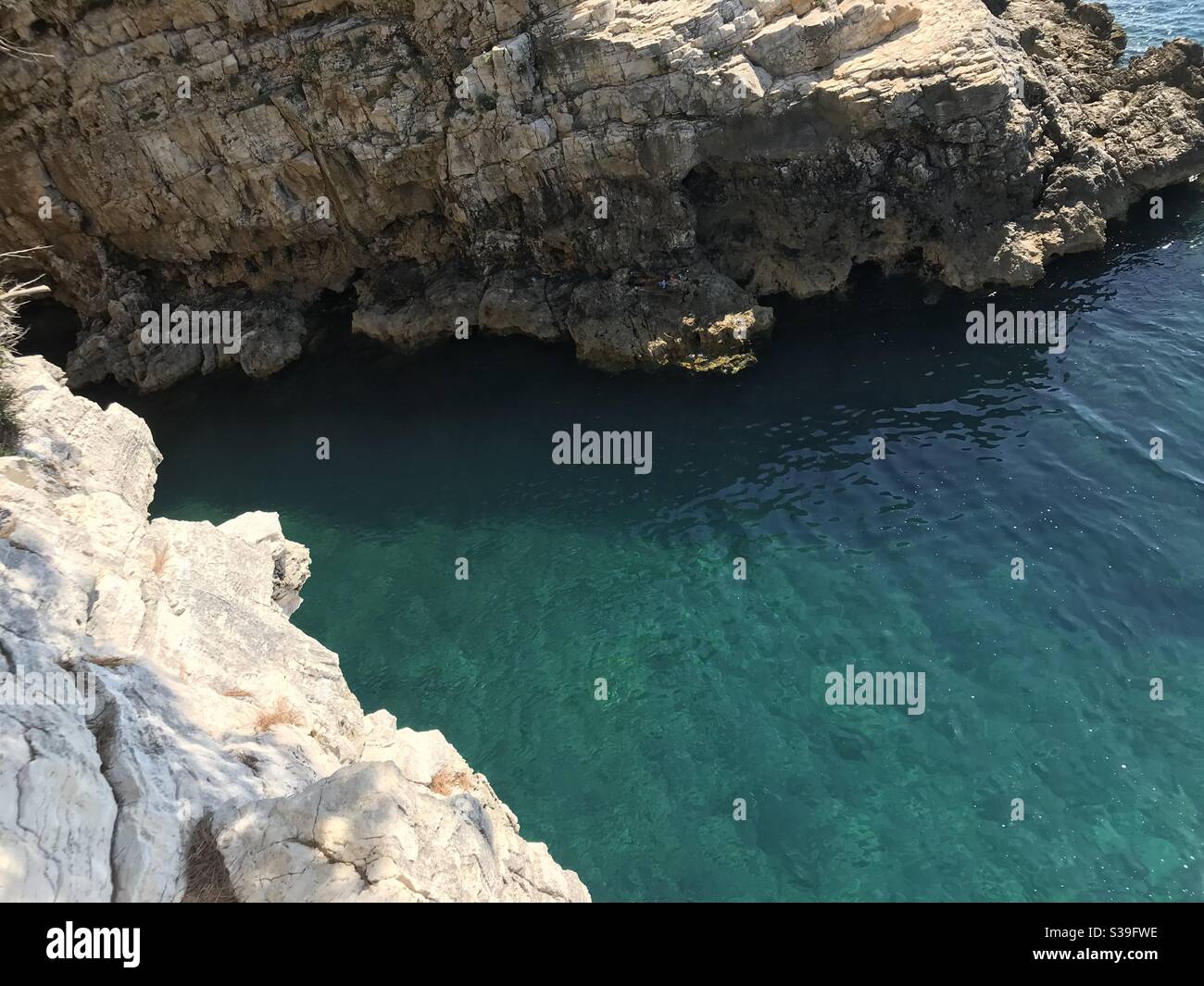 Acqua del mare adriatico immagini e fotografie stock ad alta ...