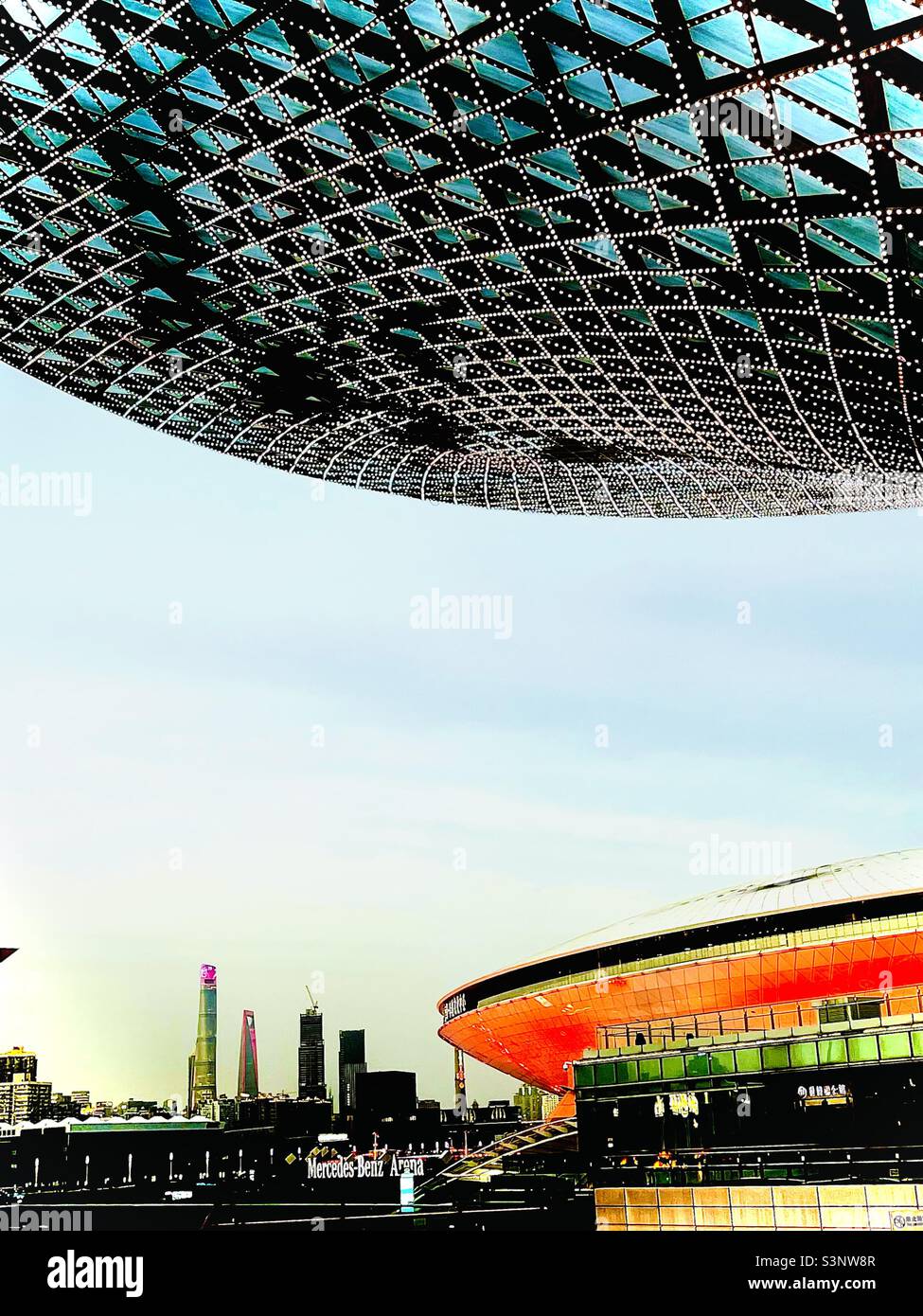 Mercedes benz arena shanghai immagini e fotografie stock ad alta ...