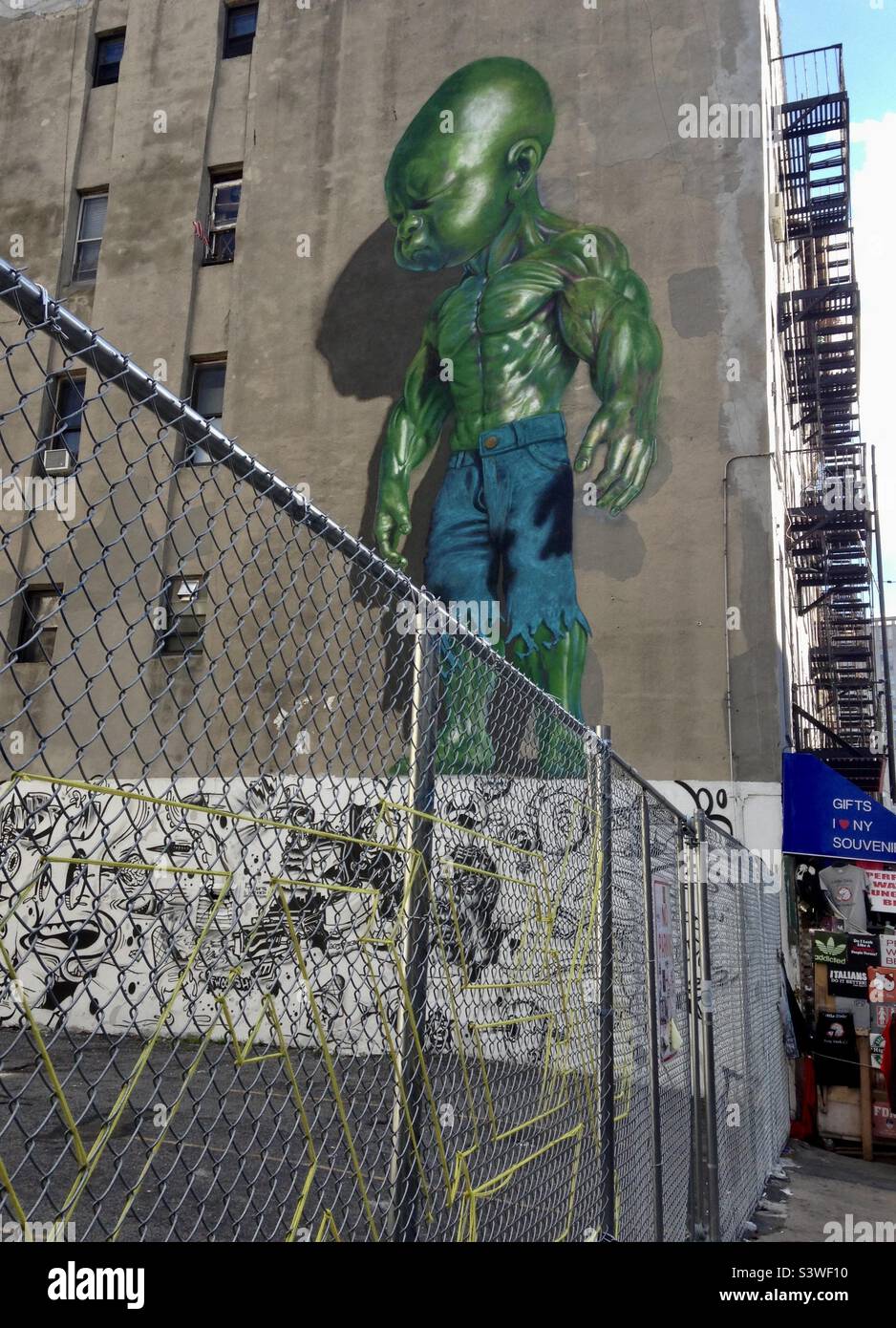 Alien graffiti immagini e fotografie stock ad alta risoluzione - Alamy