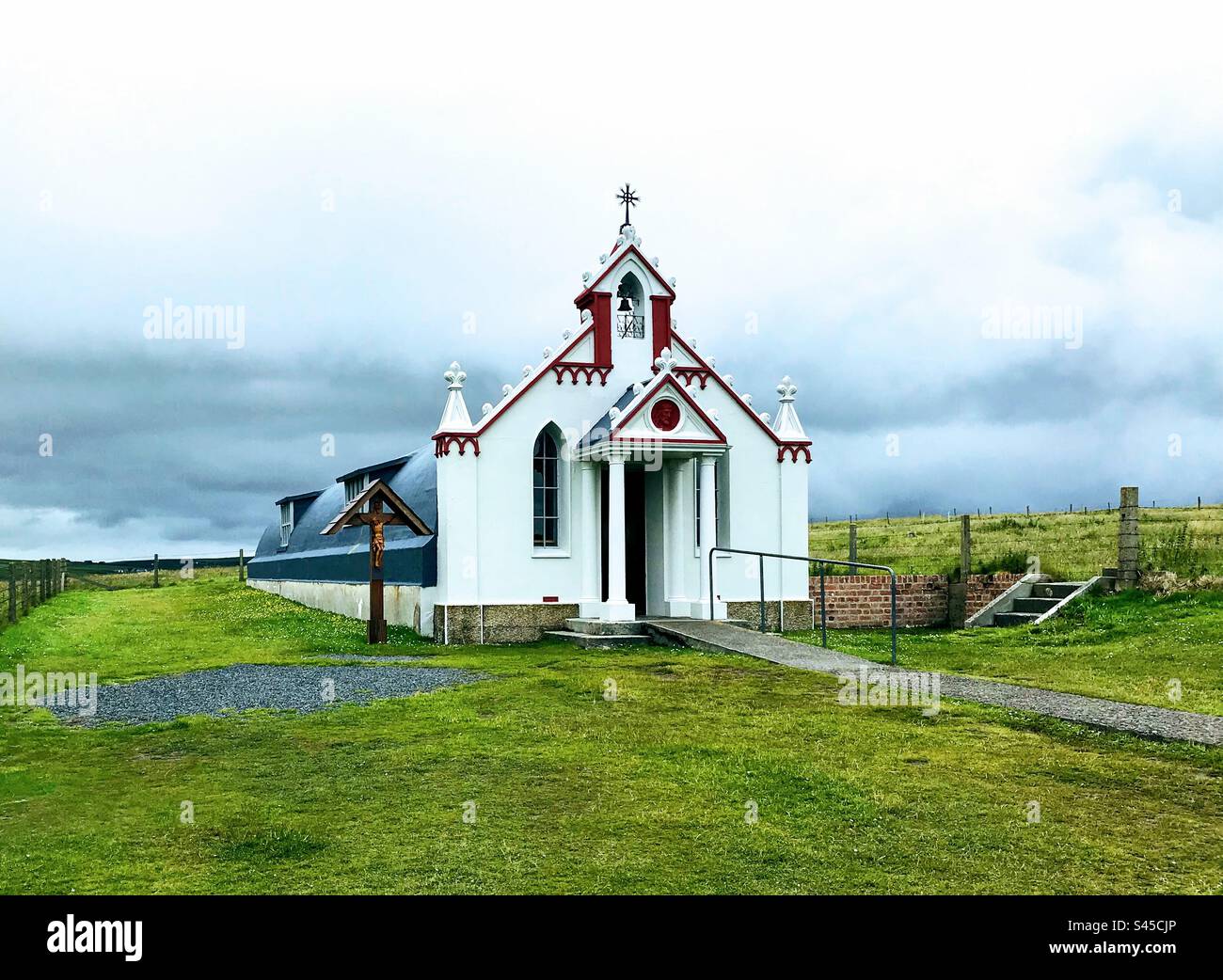 Chiesa all'italiana immagini e fotografie stock ad alta risoluzione - Alamy