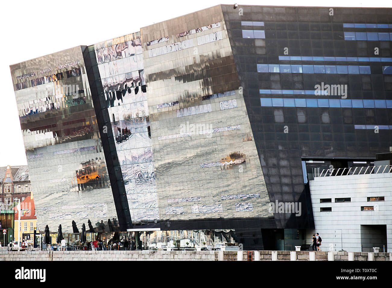 Copenhagen black diamond building immagini e fotografie stock ad alta ...
