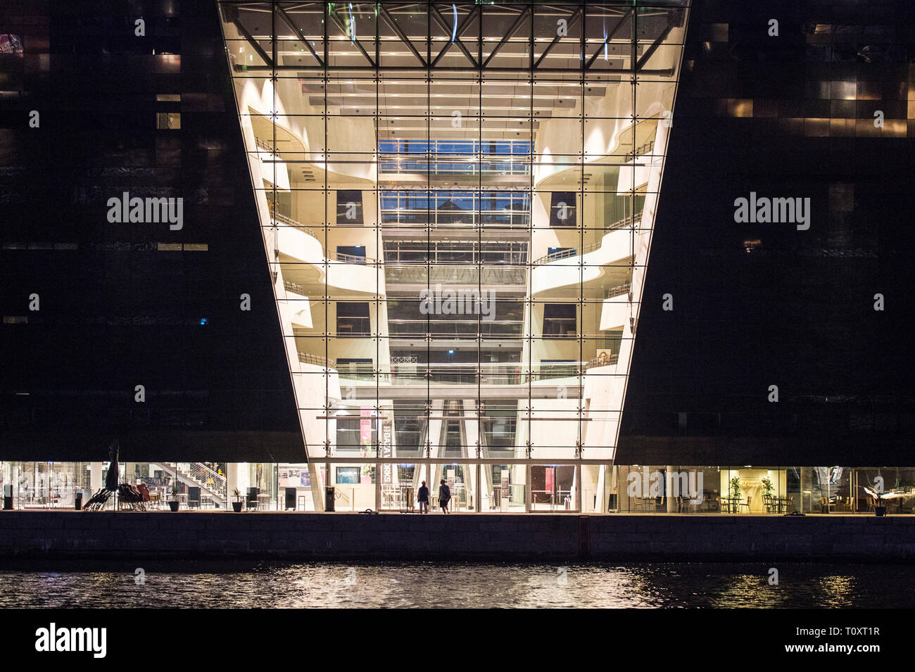 Copenhagen black diamond building immagini e fotografie stock ad alta ...