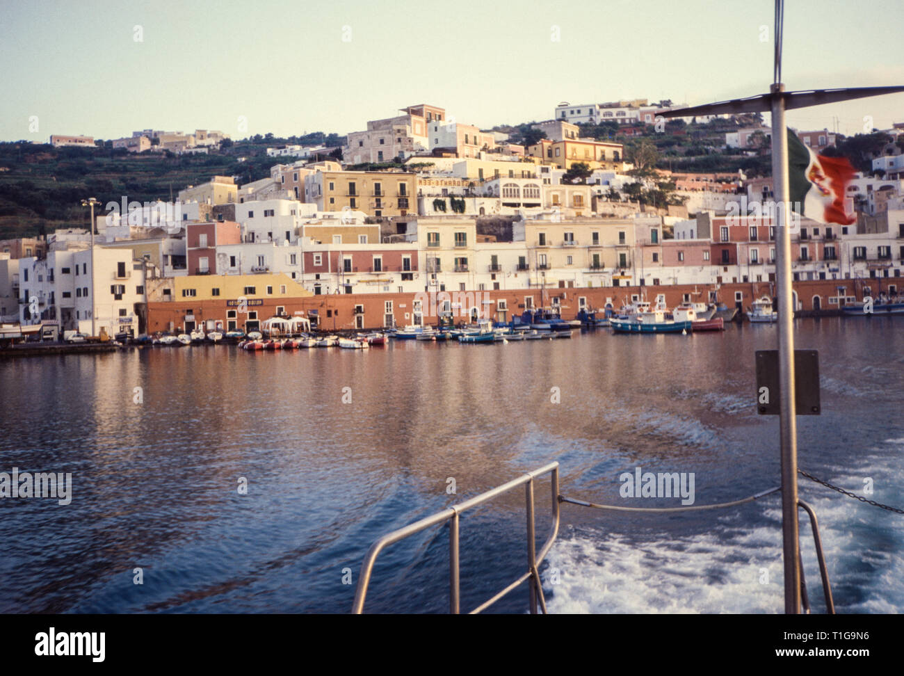 Isole pontine immagini e fotografie stock ad alta risoluzione - Alamy