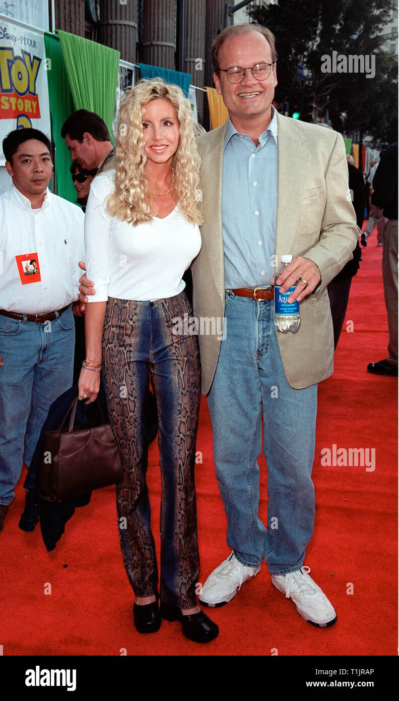 LOS ANGELES, CA. Novembre 13, 1999: Attore Kelsey Grammer & moglie ...