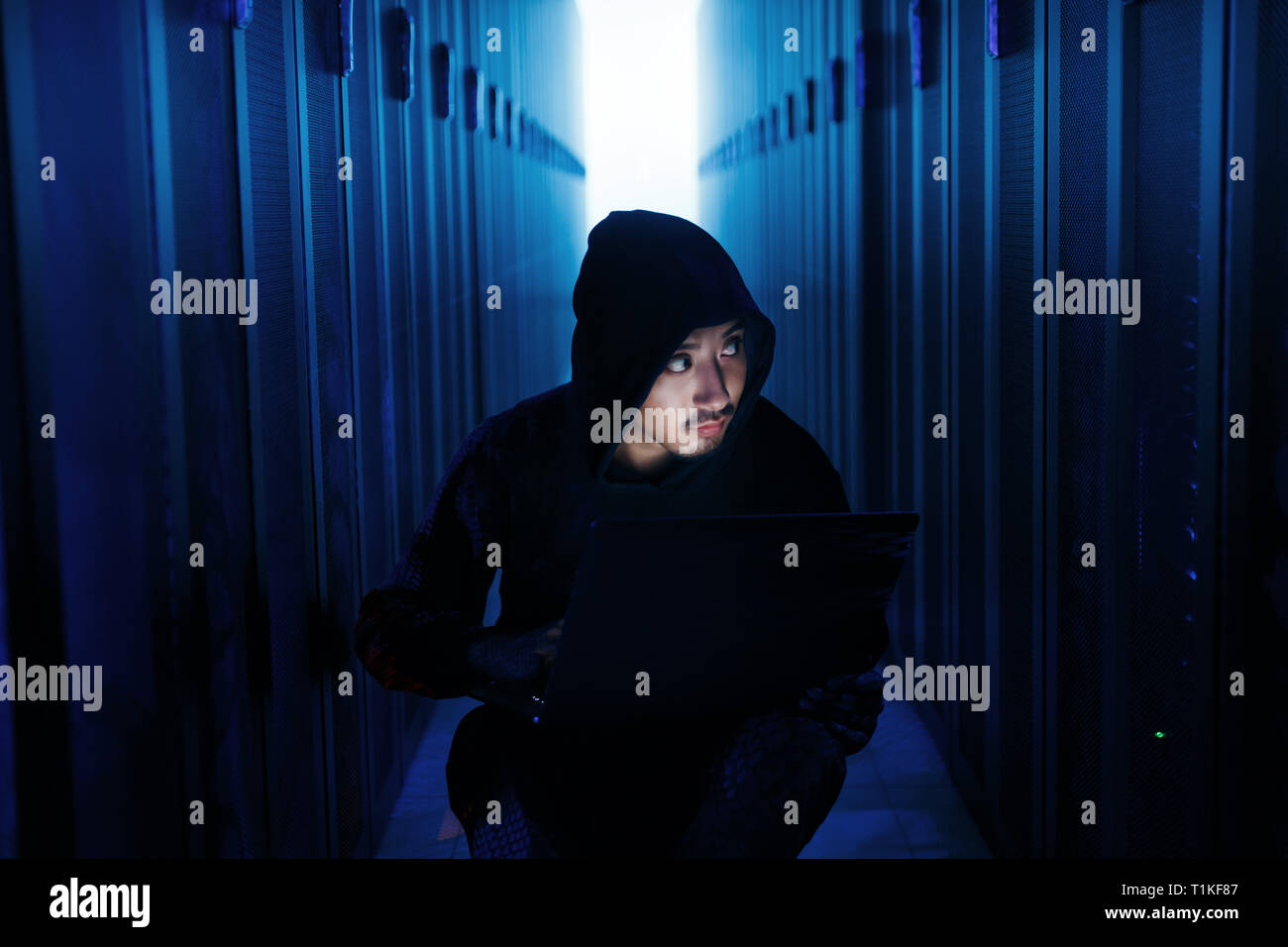 Hacker cinesi immagini e fotografie stock ad alta risoluzione - Alamy