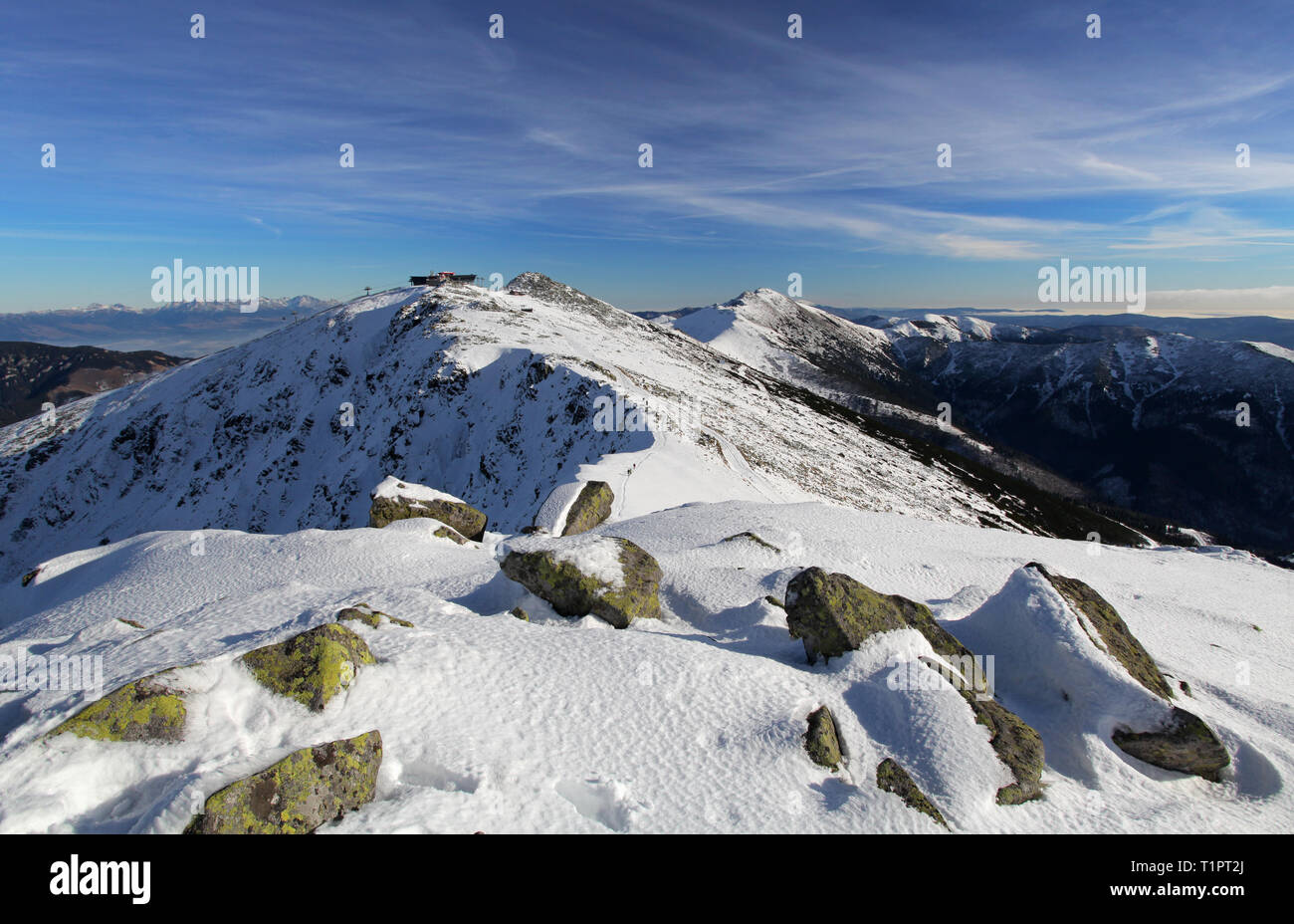 Vista del monte chopok bassi tatra immagini e fotografie stock ad alta ...