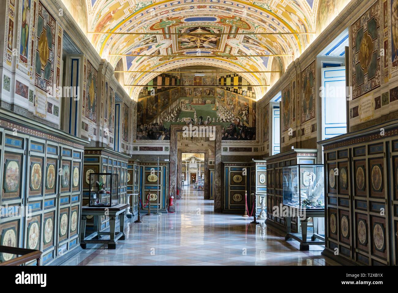 Biblioteca apostolica vaticana interno immagini e fotografie stock ad alta risoluzione - Alamy