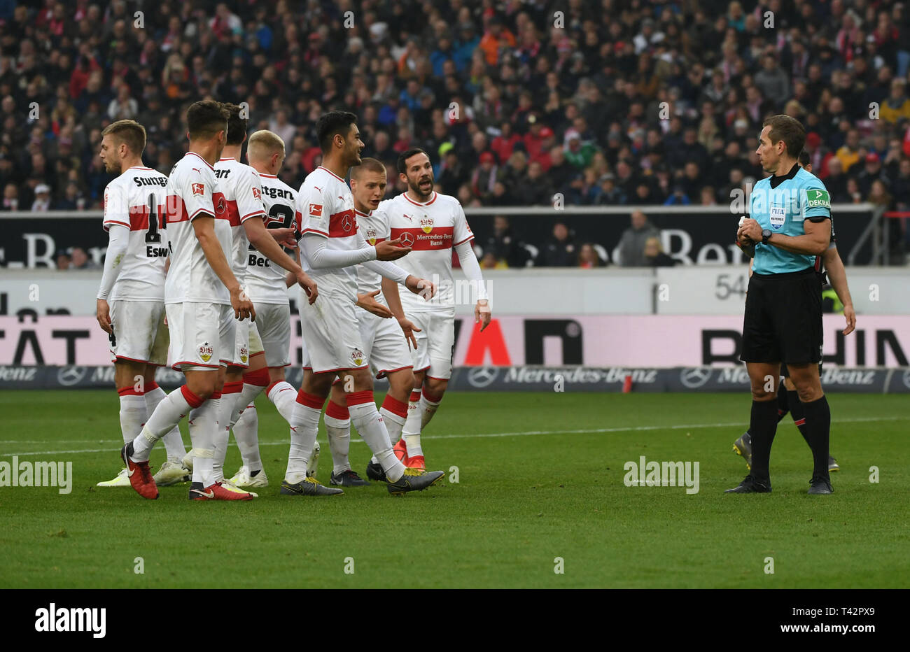 Stuttgart, Germania. Xiii Apr, 2019. Calcio: Bundesliga, VfB Stuttgart ...
