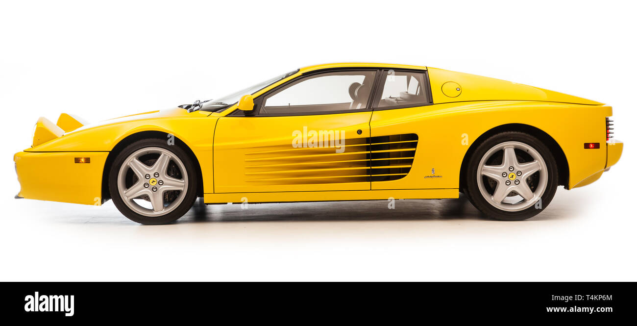 Ferrari logo Immagini senza sfondo e Foto Stock ritagliate - Alamy