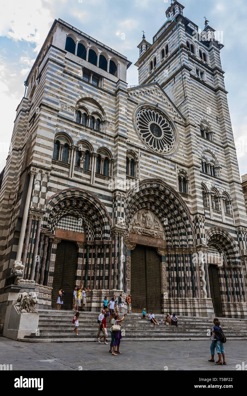 Cattedrale di san lorenzo a genova immagini e fotografie stock ad alta ...