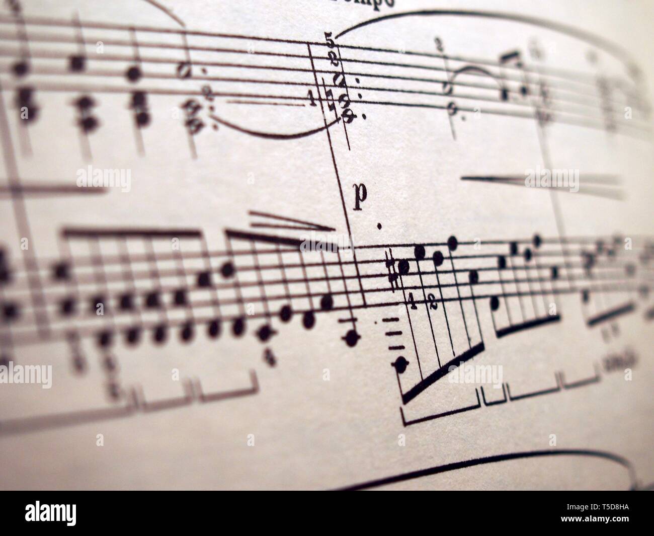 Spartiti per il pianoforte immagini e fotografie stock ad alta ...