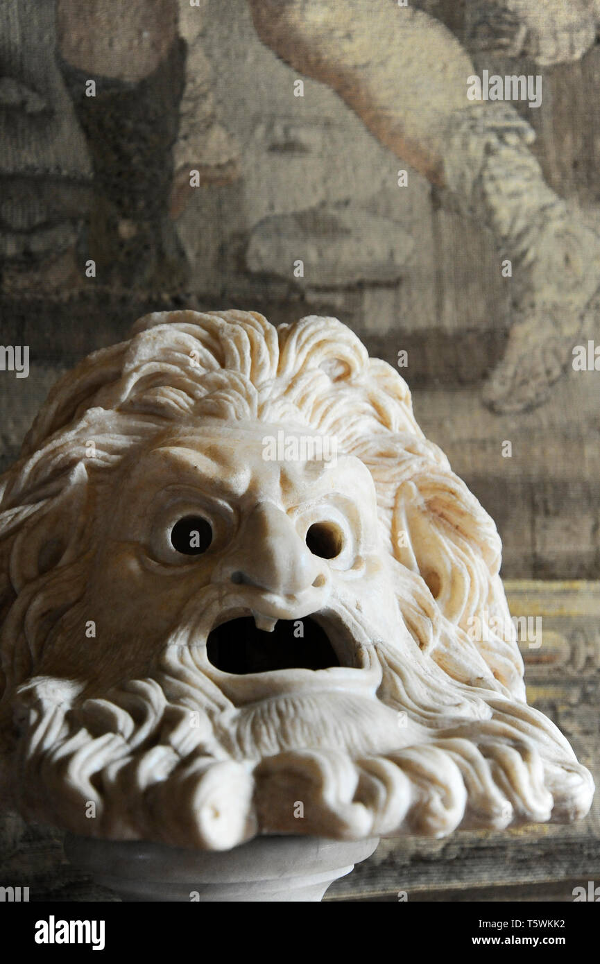 Maschera greca mosaico immagini e fotografie stock ad alta risoluzione ...