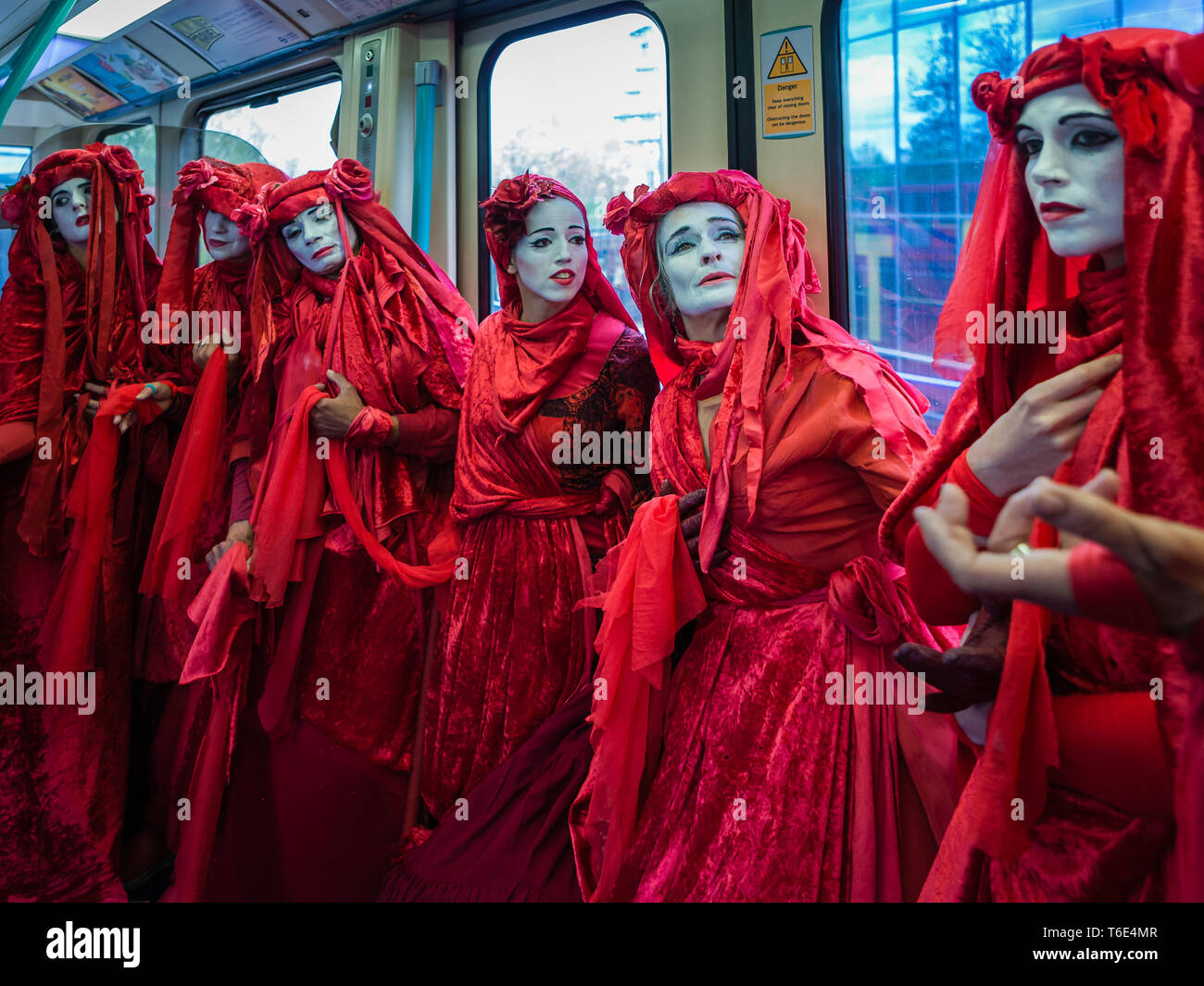Brigata rossa immagini e fotografie stock ad alta risoluzione - Alamy