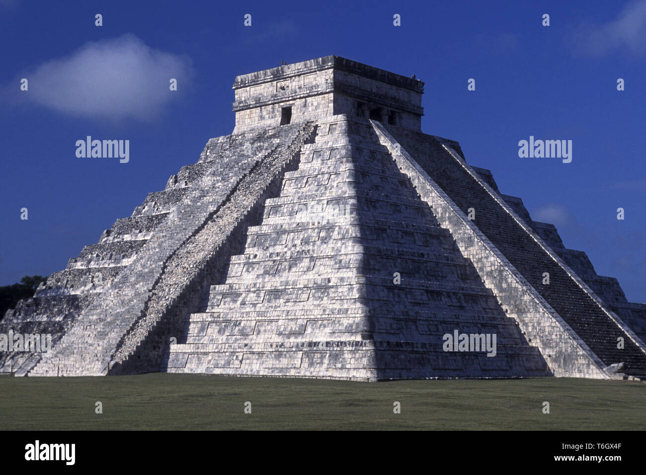 Chichen itza maya ruins immagini e fotografie stock ad alta risoluzione ...