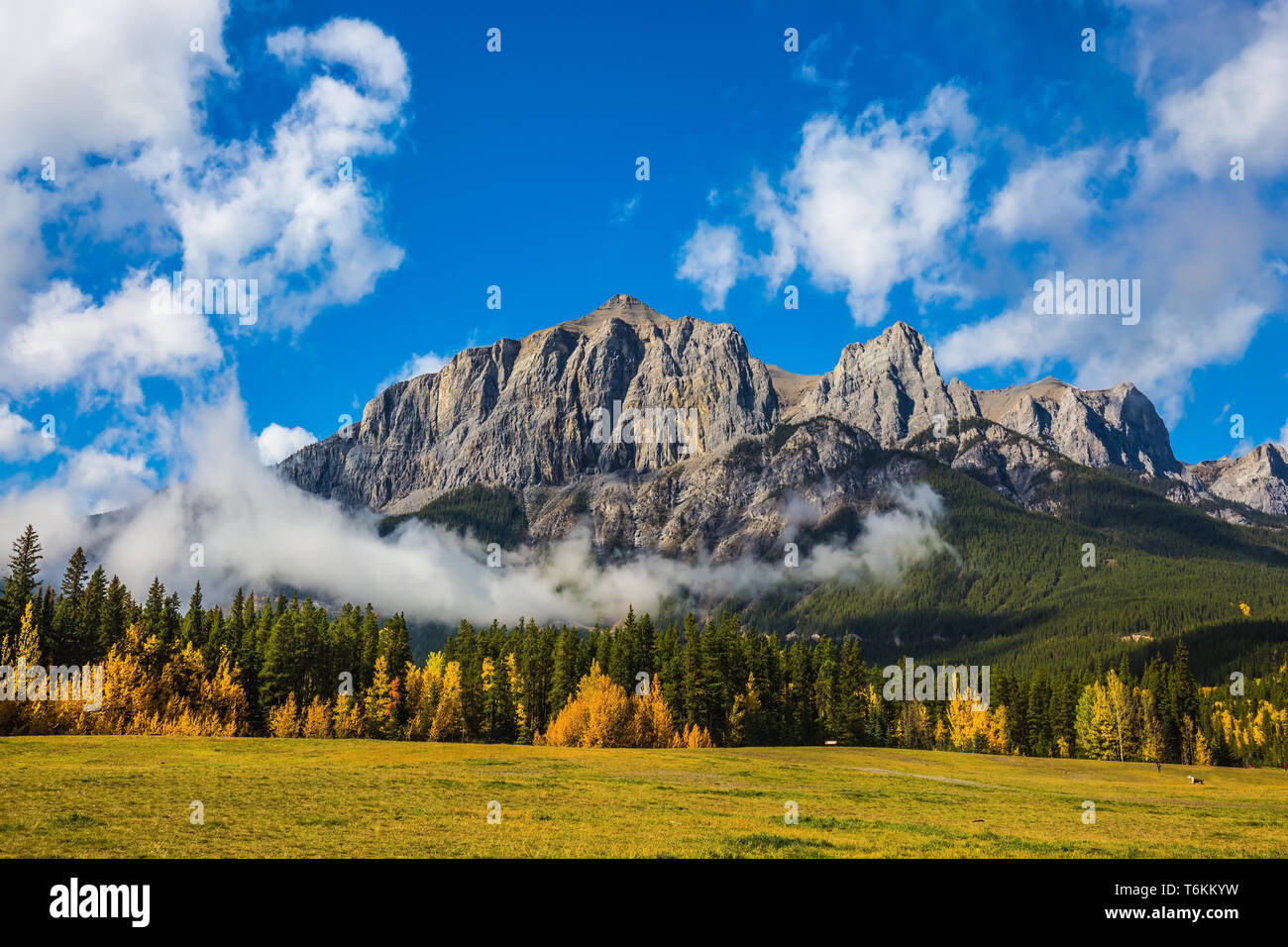 Le tre sorelle montagne immagini e fotografie stock ad alta risoluzione ...