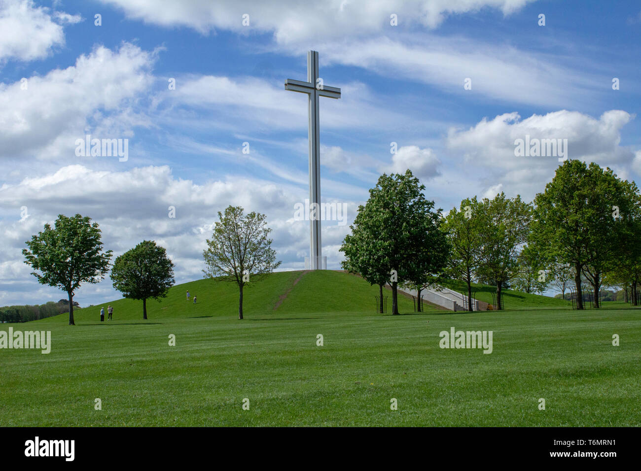 La croce papale nel parco fenice di dublins immagini e fotografie stock ...
