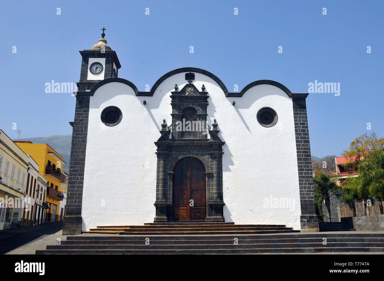 La Chiesa di San Pietro, Iglesia parroquial de San Pedro Apóstol ...