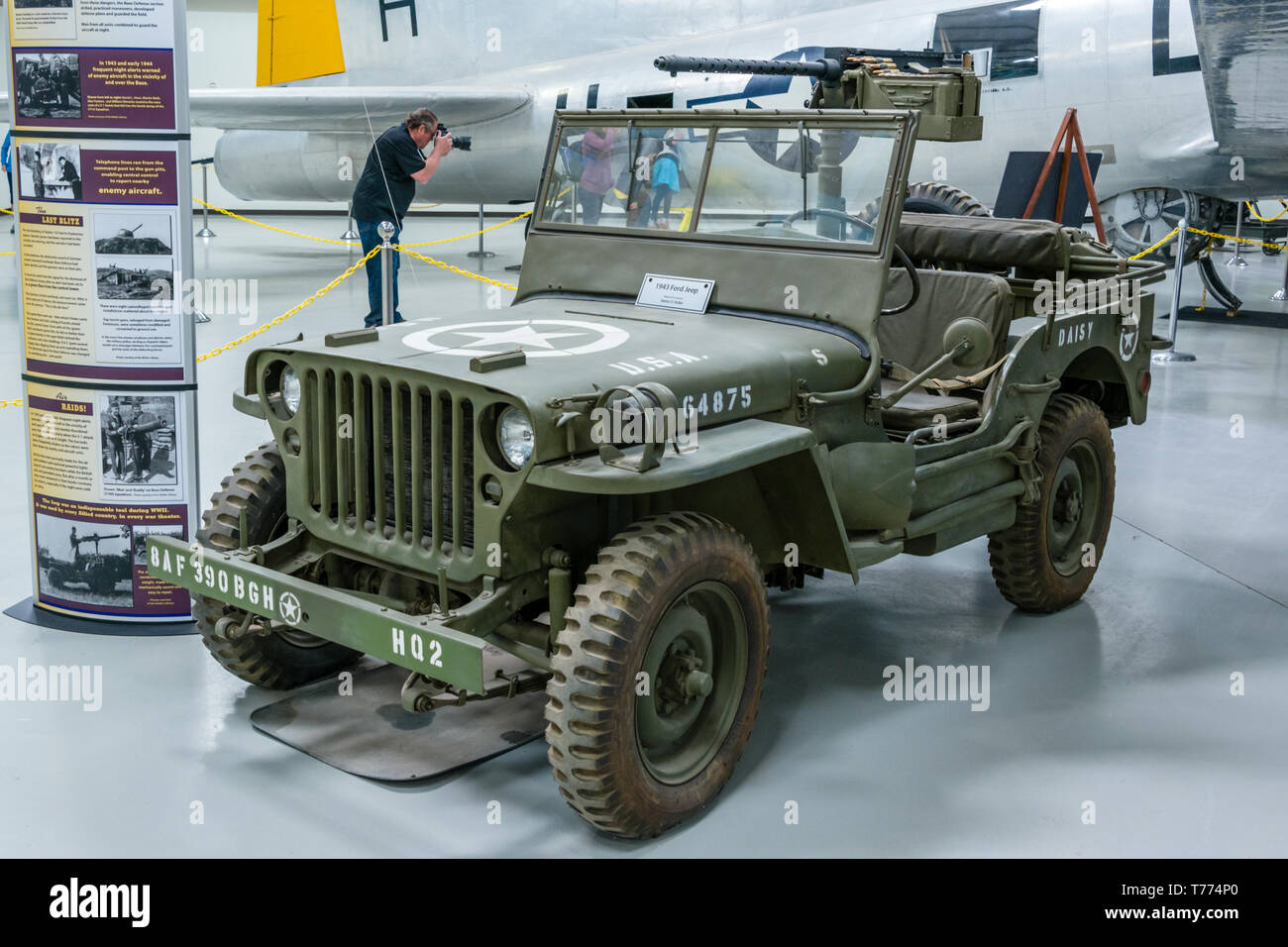Usa ford jeep immagini e fotografie stock ad alta risoluzione - Alamy