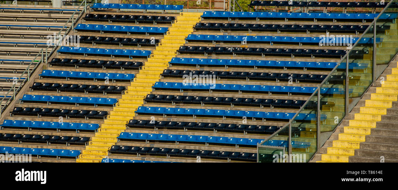 Livelli di scale immagini e fotografie stock ad alta risoluzione - Alamy