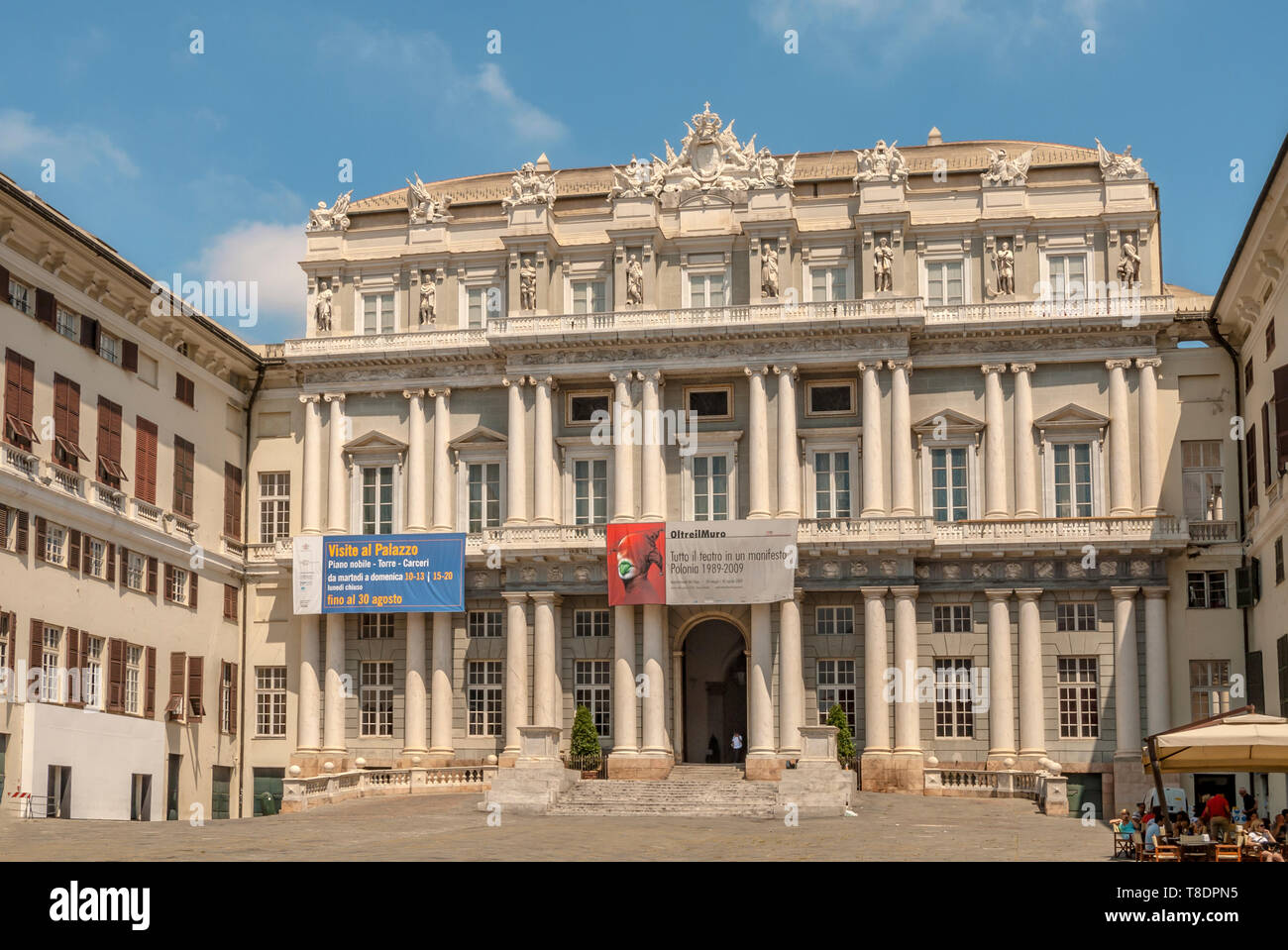 Palazzo matteotti immagini e fotografie stock ad alta risoluzione - Alamy