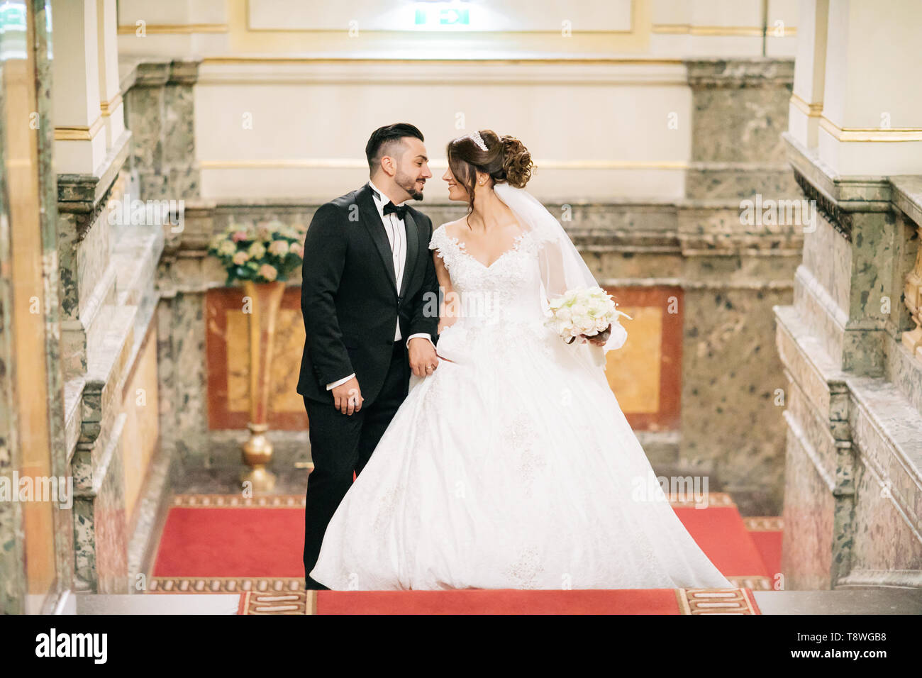 Matrimonio turco immagini e fotografie stock ad alta risoluzione - Alamy