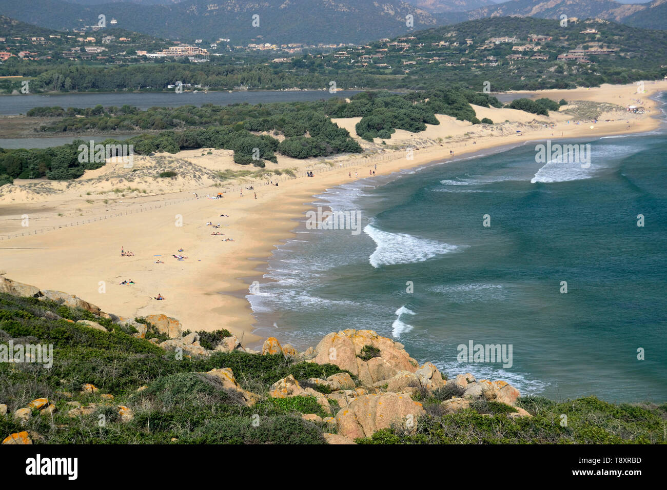 Spiaggia di su giudeu immagini e fotografie stock ad alta risoluzione ...