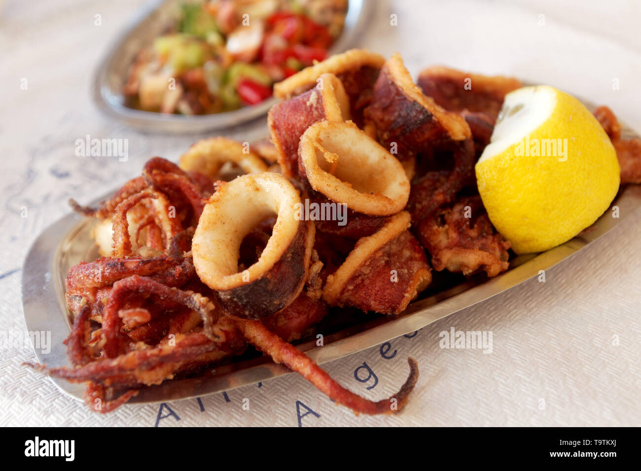 Calamari greece immagini e fotografie stock ad alta risoluzione - Alamy