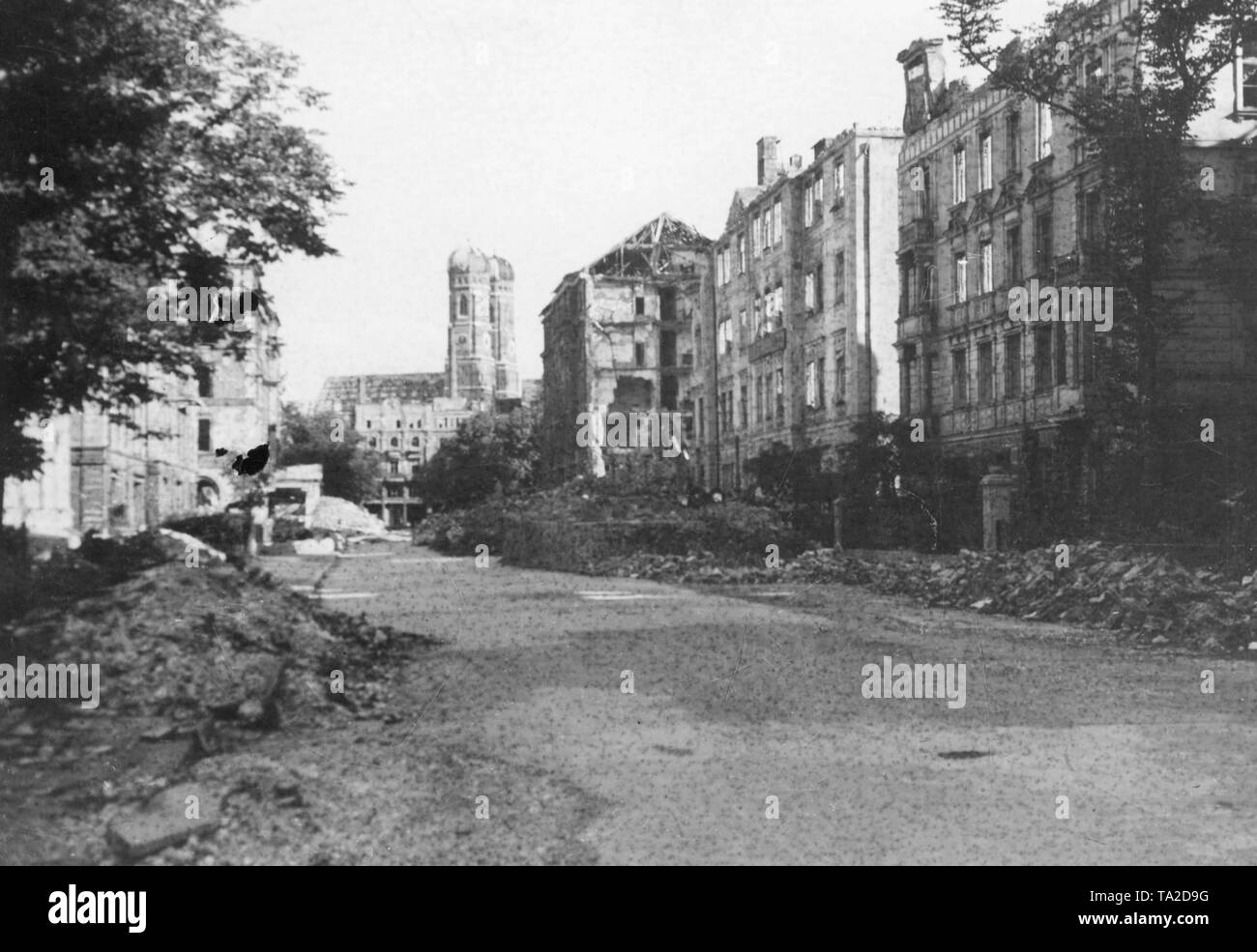 Max joseph strasse immagini e fotografie stock ad alta risoluzione - Alamy