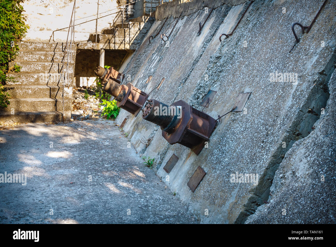 Stabilizzazione del pendio immagini e fotografie stock ad alta ...