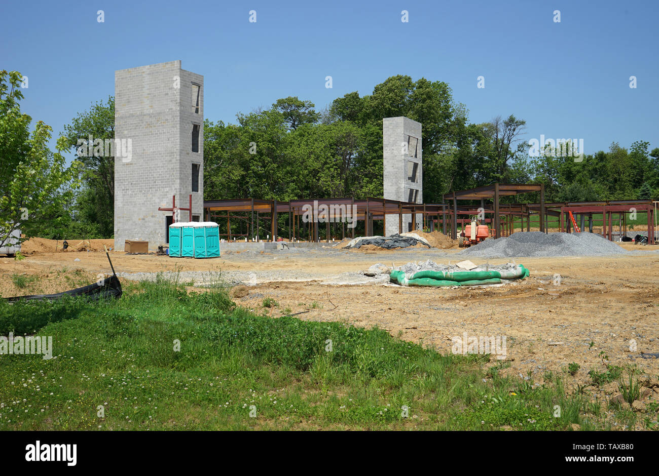 Edificio commerciale in costruzione immagini e fotografie stock ad alta ...