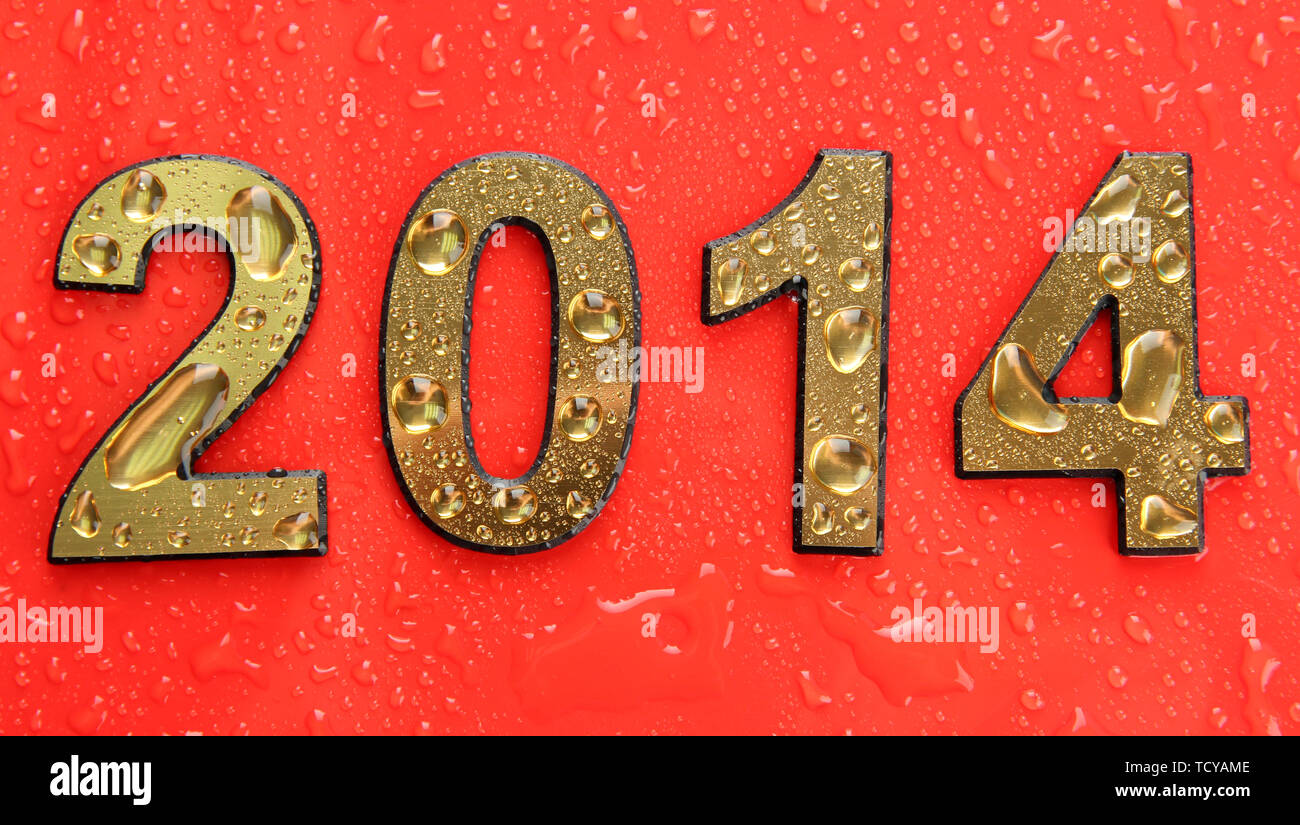 Numeri d'oro su sfondo rosso immagini e fotografie stock ad alta ...