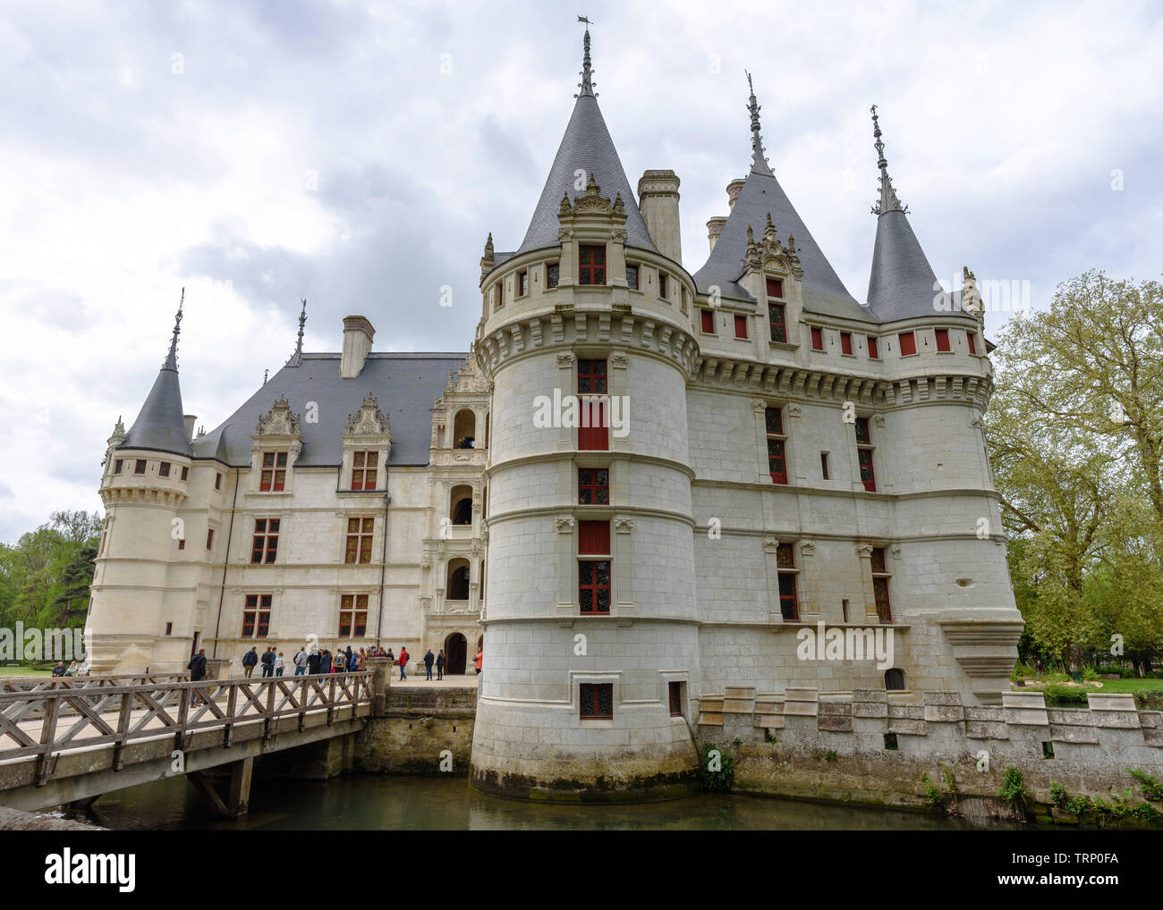 Castello dazay le rideau valle della loira francia immagini e ...