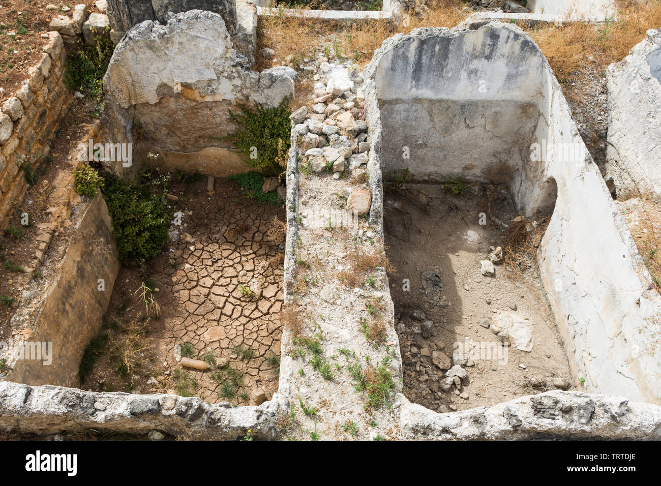 Antiche cisterne immagini e fotografie stock ad alta risoluzione - Alamy