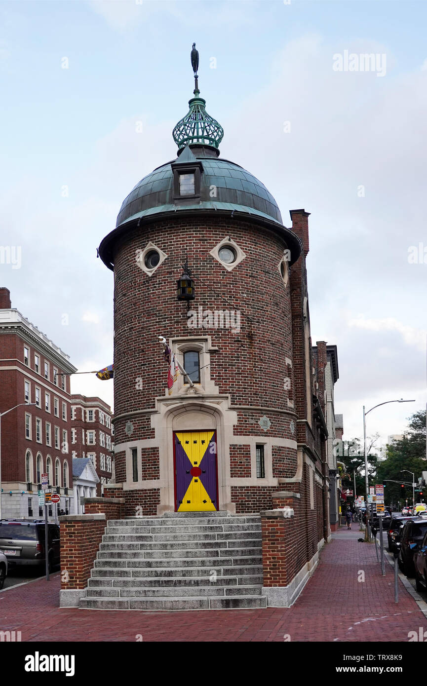 Harvard lampoon immagini e fotografie stock ad alta risoluzione - Alamy