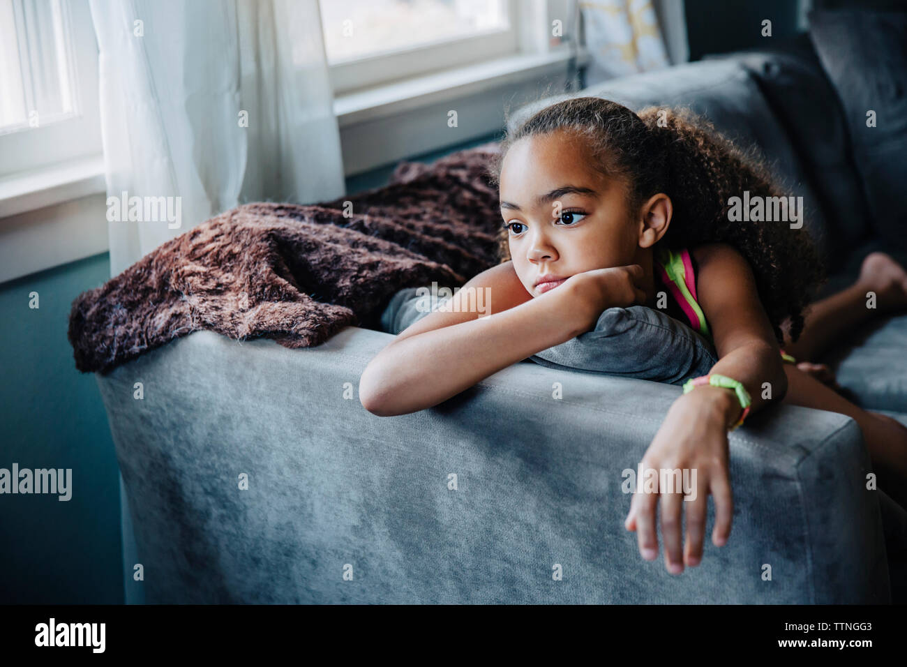 Annoiato dalla vita immagini e fotografie stock ad alta risoluzione - Alamy