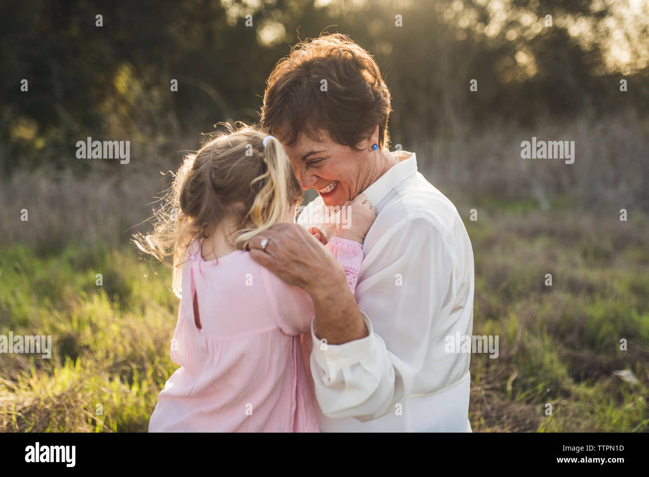 Solletico bambino immagini e fotografie stock ad alta risoluzione - Alamy