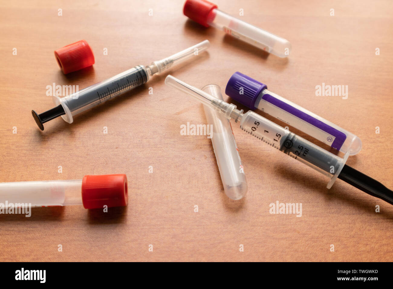 Siringhe in ospedale immagini e fotografie stock ad alta risoluzione ...